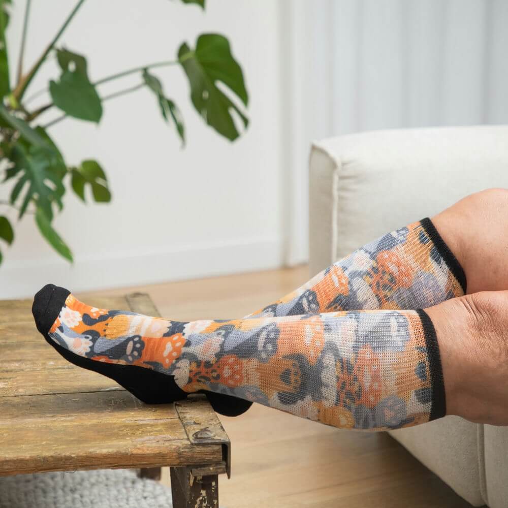 Viasox Cat Paws EasyStretch™ Socks for Comfort and Style