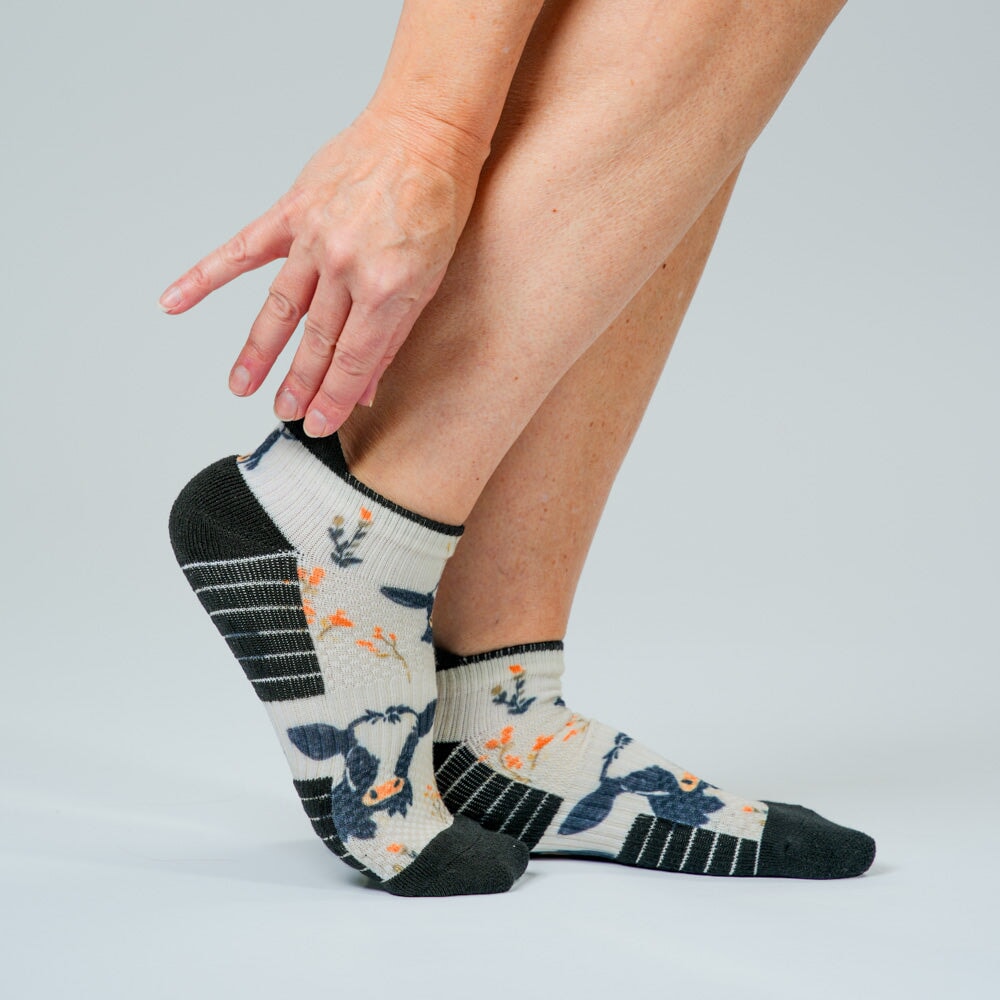 Van Ghosts Ankle Compression Socks | Viasox