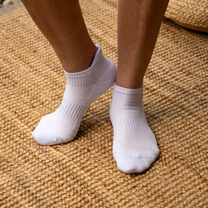 White Ankle Compression Socks 5-Pack Bundle – Viasox